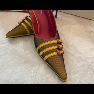 Two Lips | Shoes | Two Lips Black Yellow Heels | Poshmark